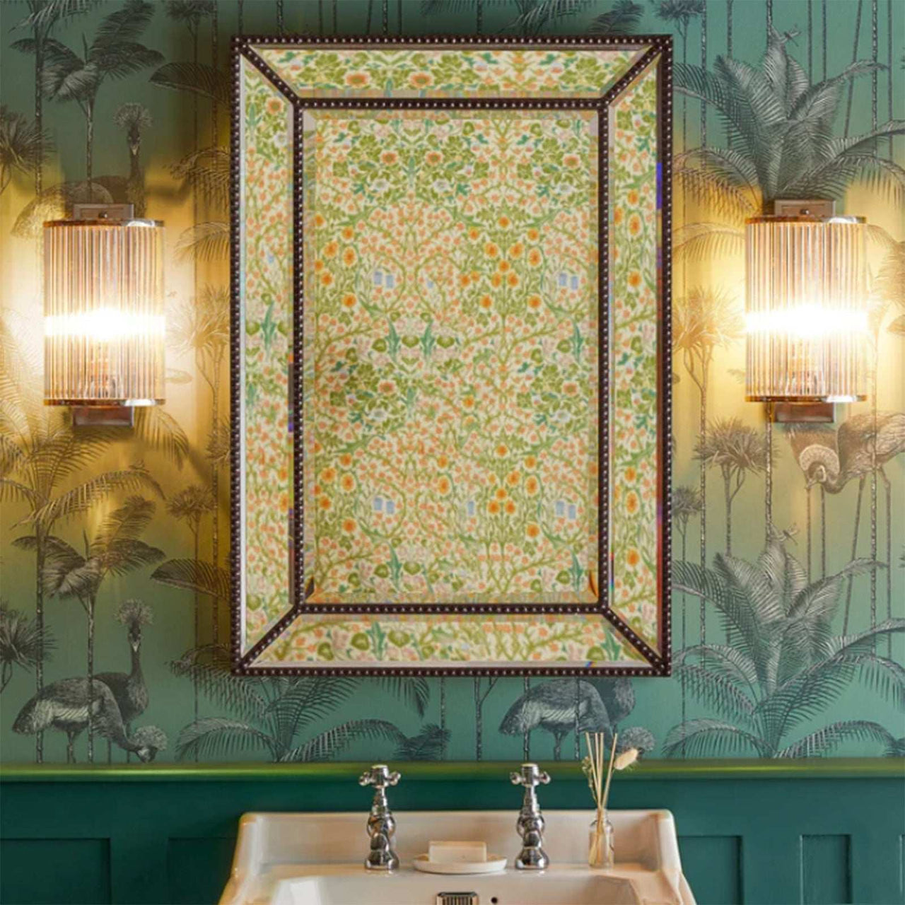 Pooky Roddy Wall Light - Elegant Art Deco-Inspired Wall Lighting